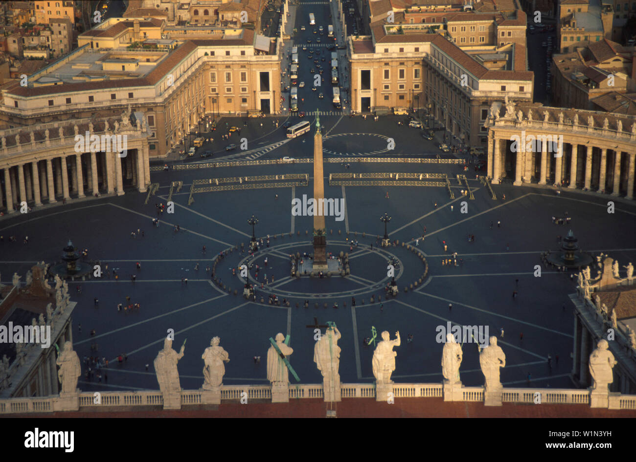 Blick vom Petersdom, Petersplatz Rom, Italien Stock Photo - Alamy