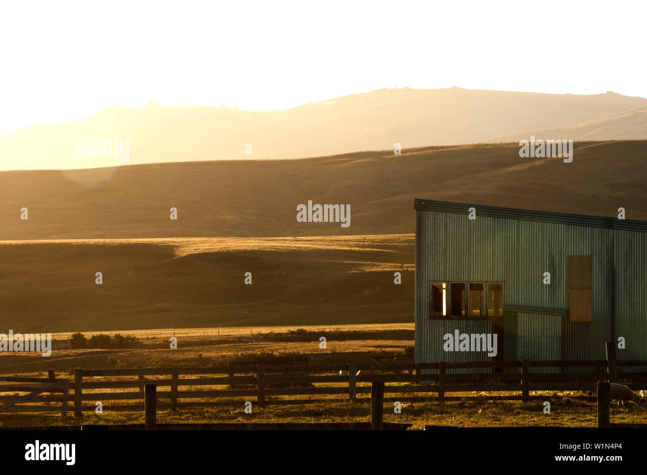 Remote sheep station in the mountains of the Hawkdun Range, Otago ...
