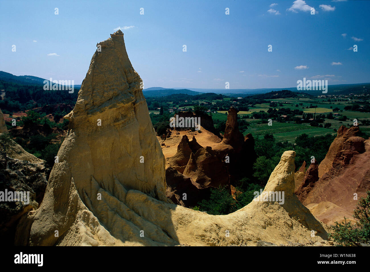 Colorado de Rustrel, Vaucluse, Provence Frankreich Stock Photo - Alamy