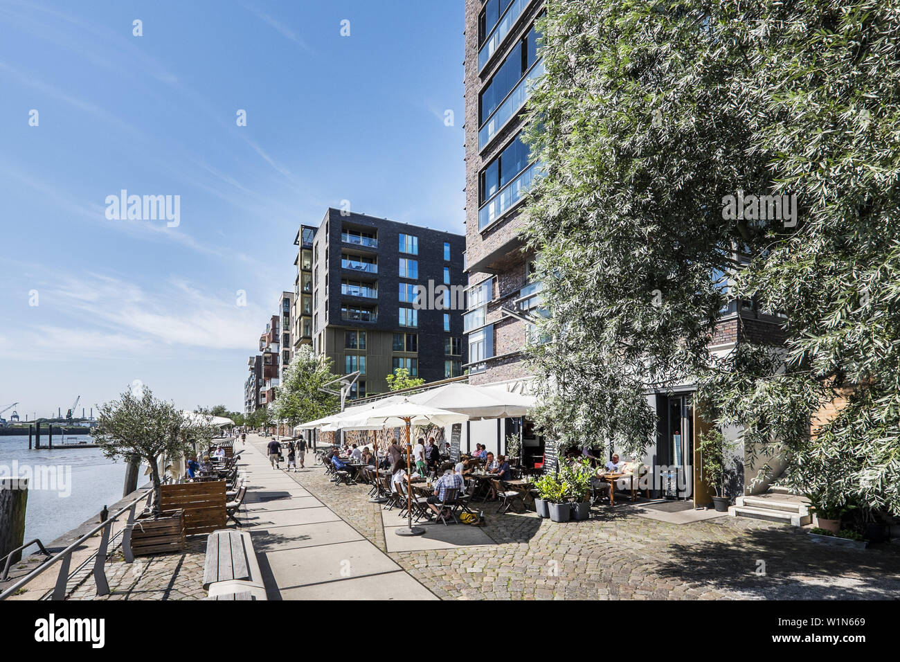 Hamburg germany people sitting on hi-res stock photography and images ...