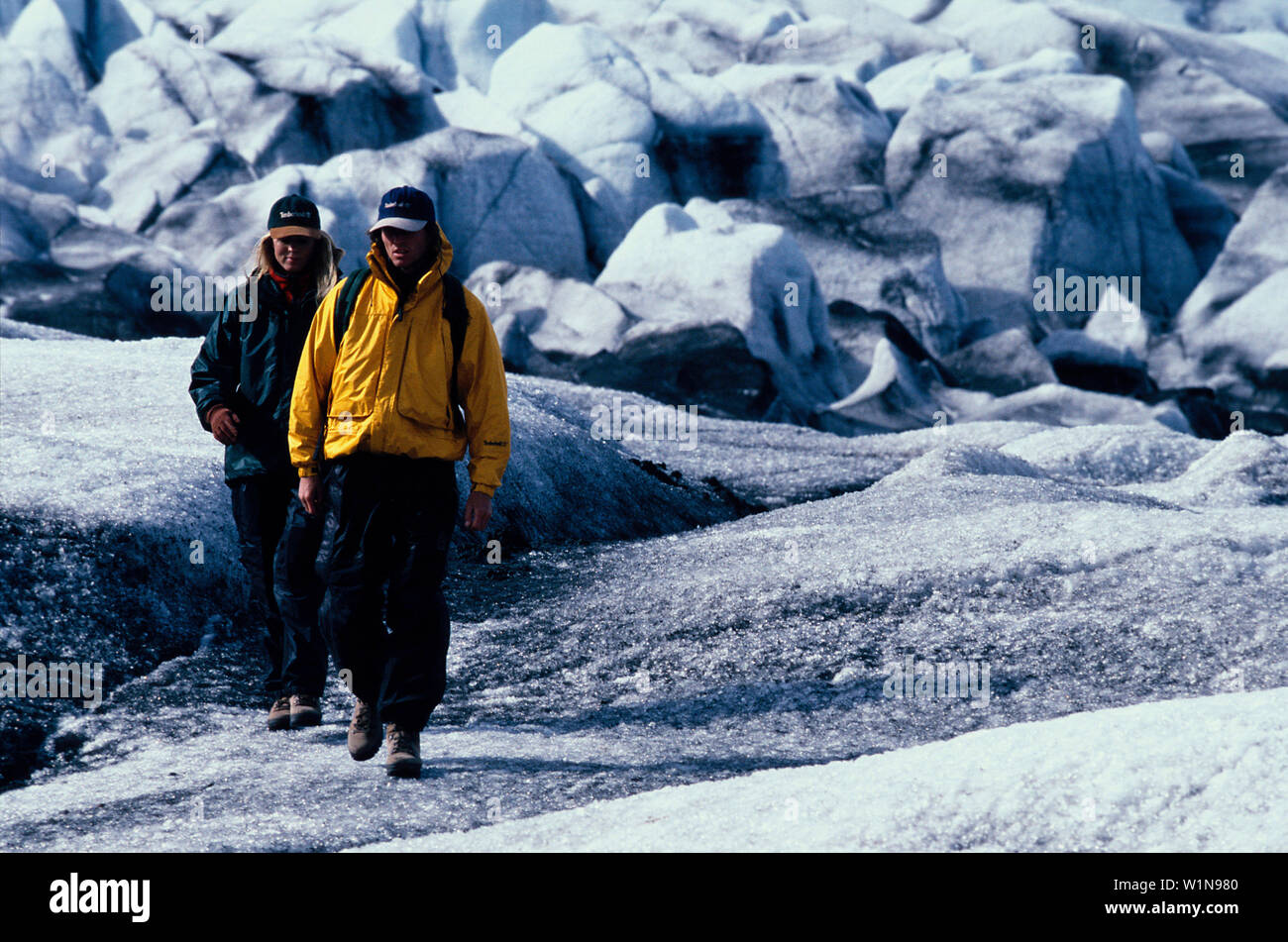 Wandern am Gletscher, Island Stock Photo - Alamy