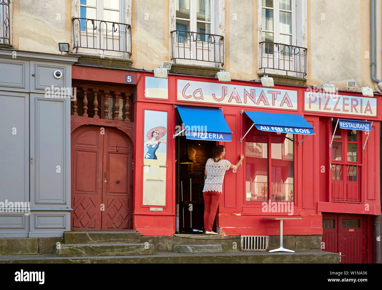 Morning near the, Place des Licesat Rennes, Rennes, Departement Ille-et ...