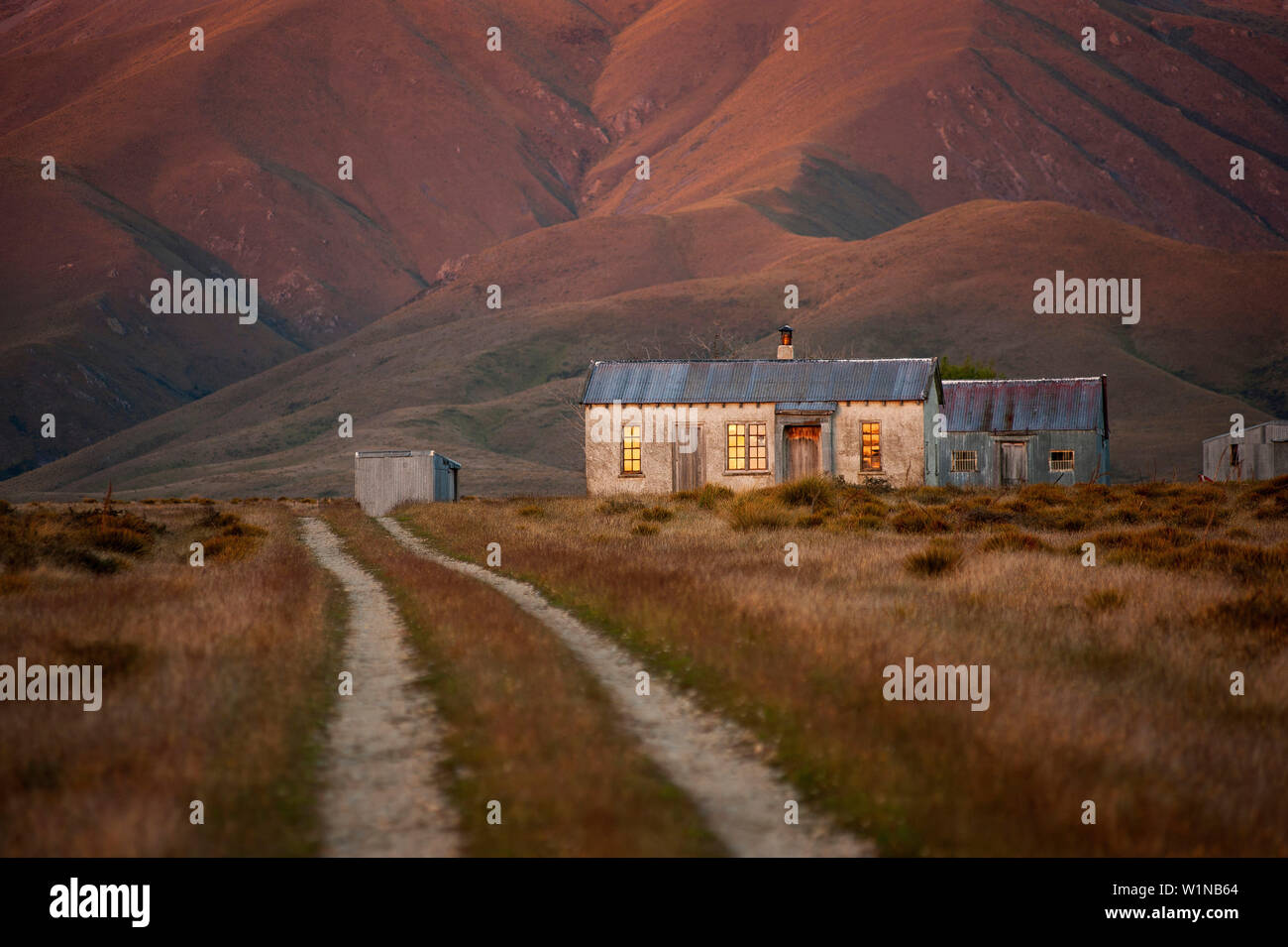 Hawkdun range hi-res stock photography and images - Alamy