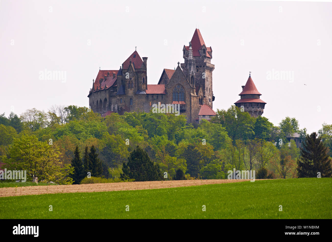Kronenburg castle hi-res stock photography and images - Alamy