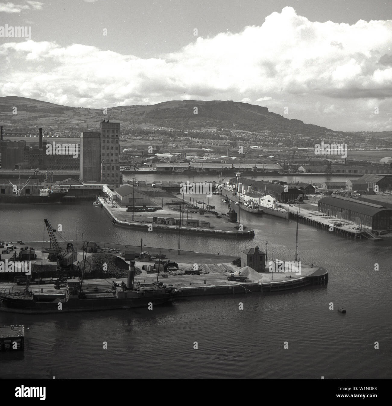 Black mountain belfast hi-res stock photography and images - Alamy