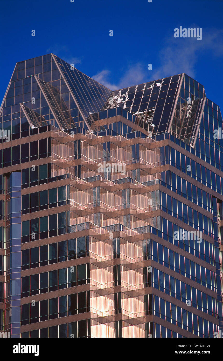 Front of downtown hi-res stock photography and images - Alamy