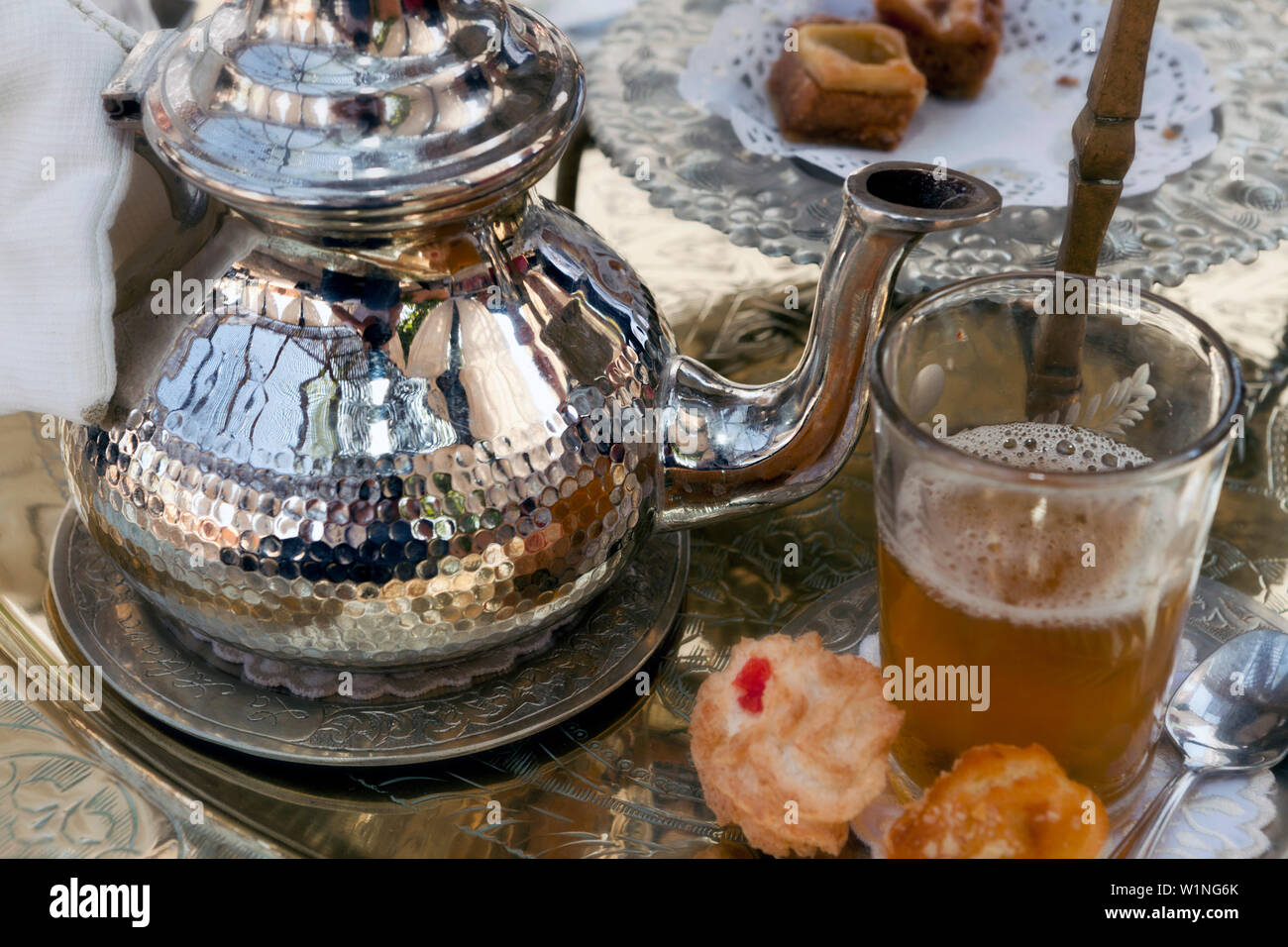 Moroccan tea service, Marrakech, Morocco Stock Photo - Alamy