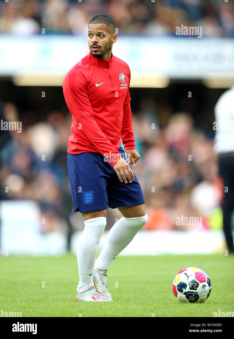 Jeremy lynch soccer aid hi-res stock photography and images - Alamy