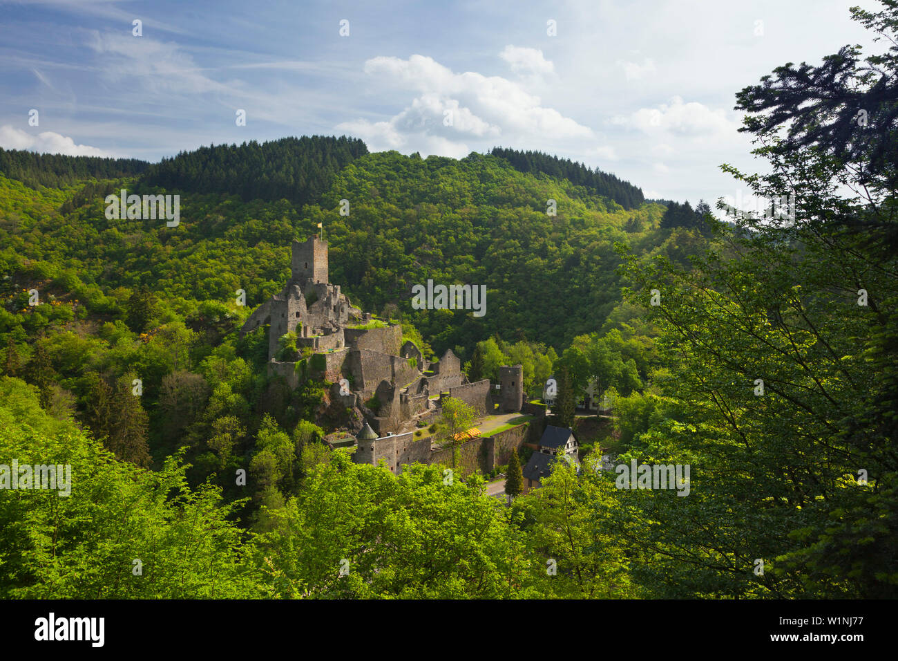 Niederburg castle, near Manderscheid, Eifelsteig hiking trail ...