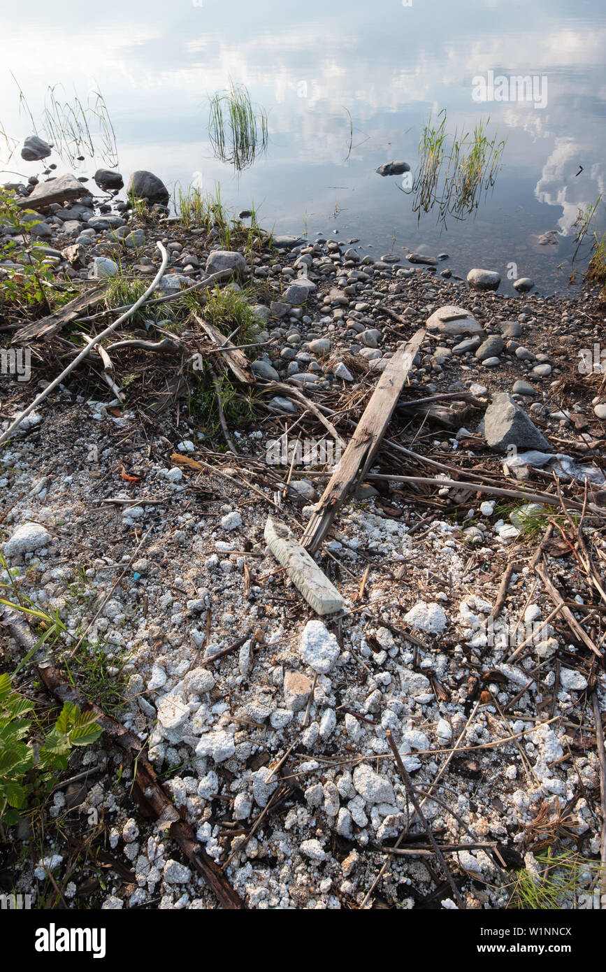 Polystyrene, styrofoam garbage on the shore Stock Photo - Alamy