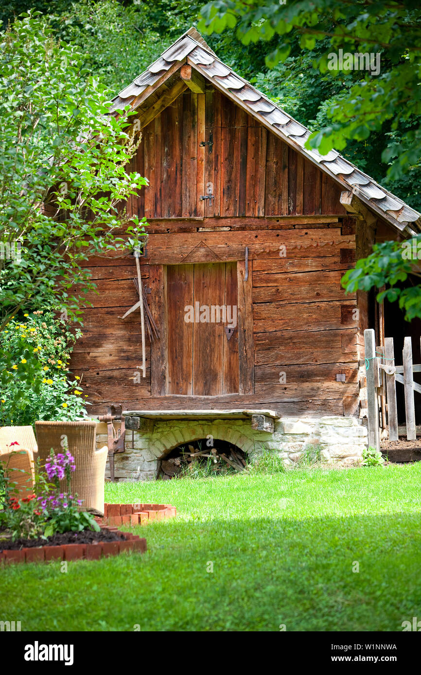 Big trees lodge hi-res stock photography and images - Alamy