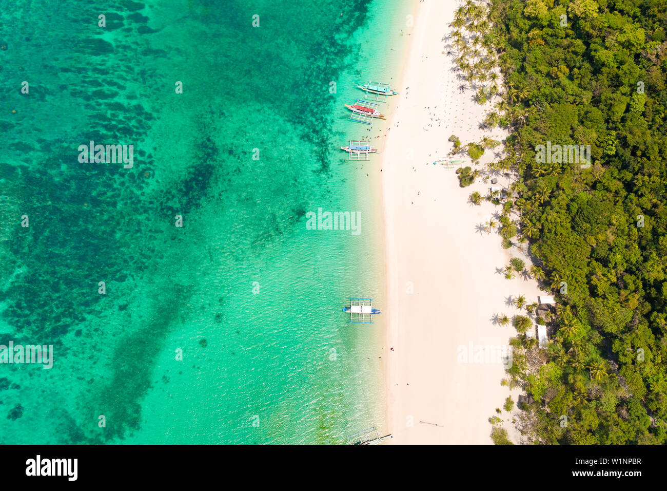 Puka Shell Beach. Seascape with island of Boracay, Philippines, top ...