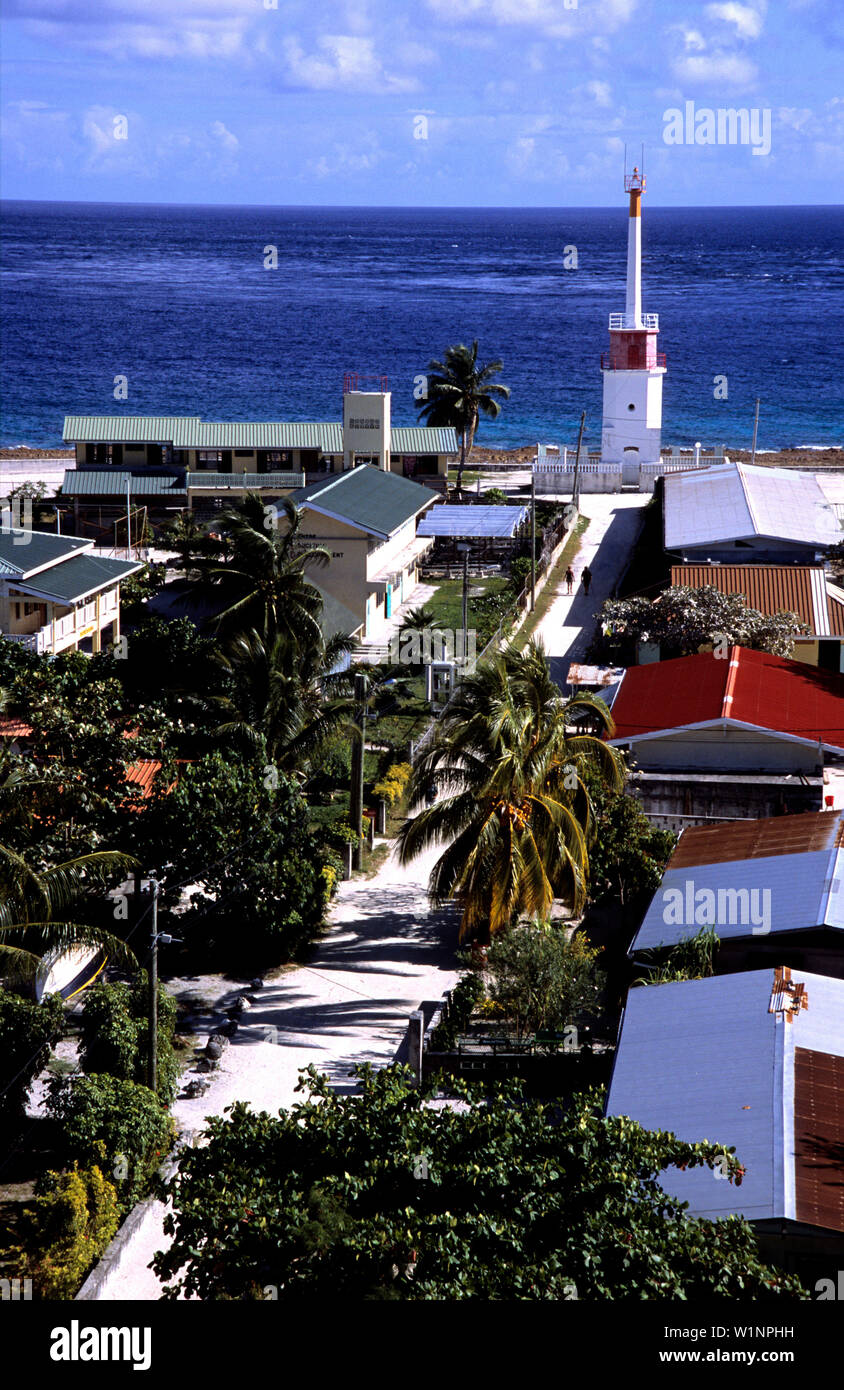 Makemo atoll hi-res stock photography and images - Alamy