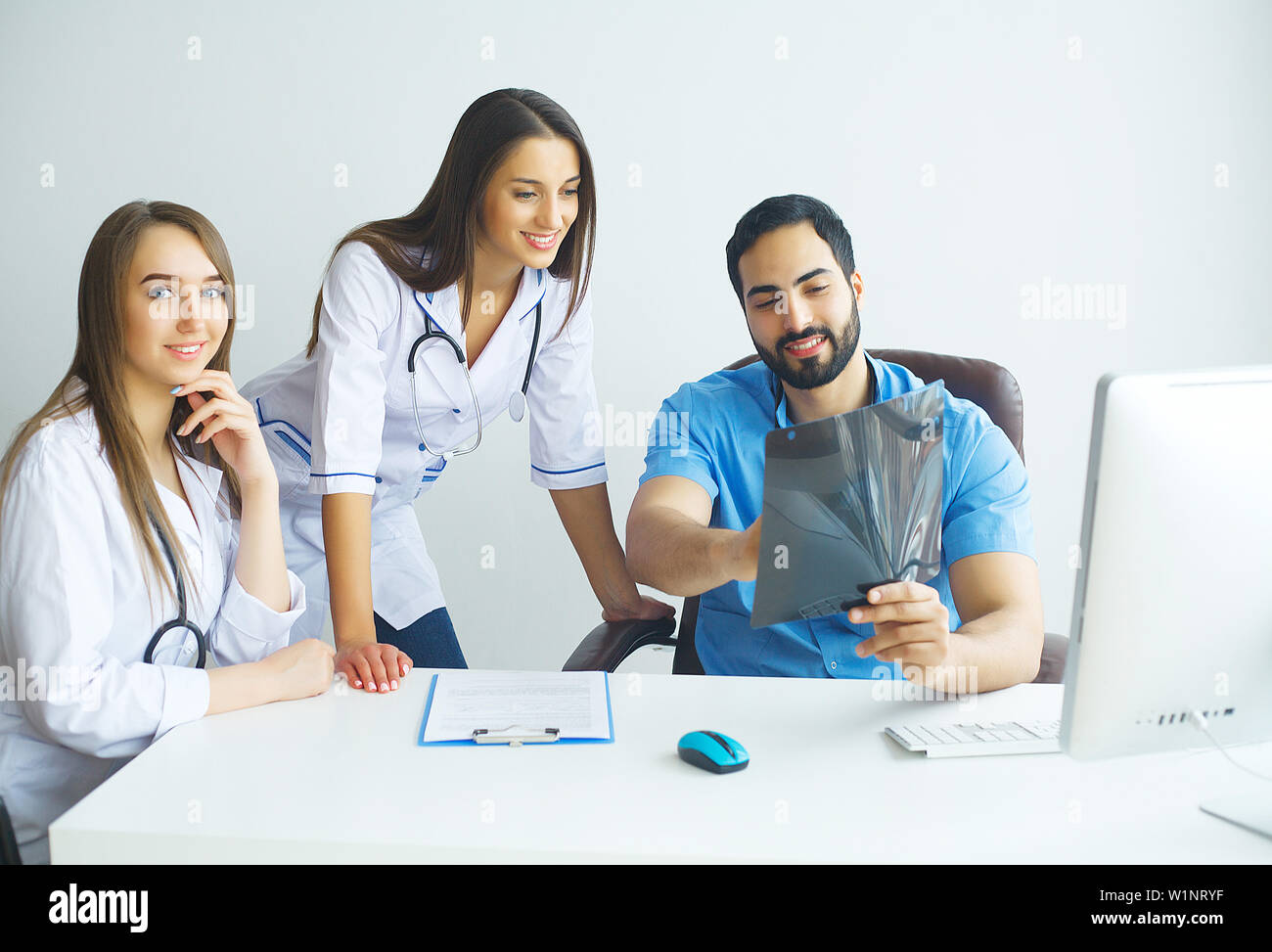 Happy Successful Medical Team work together in hospital Stock Photo - Alamy