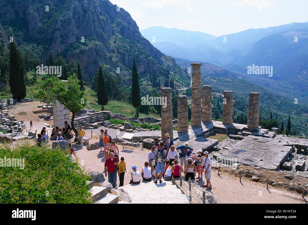 Temple delphi hi-res stock photography and images - Alamy