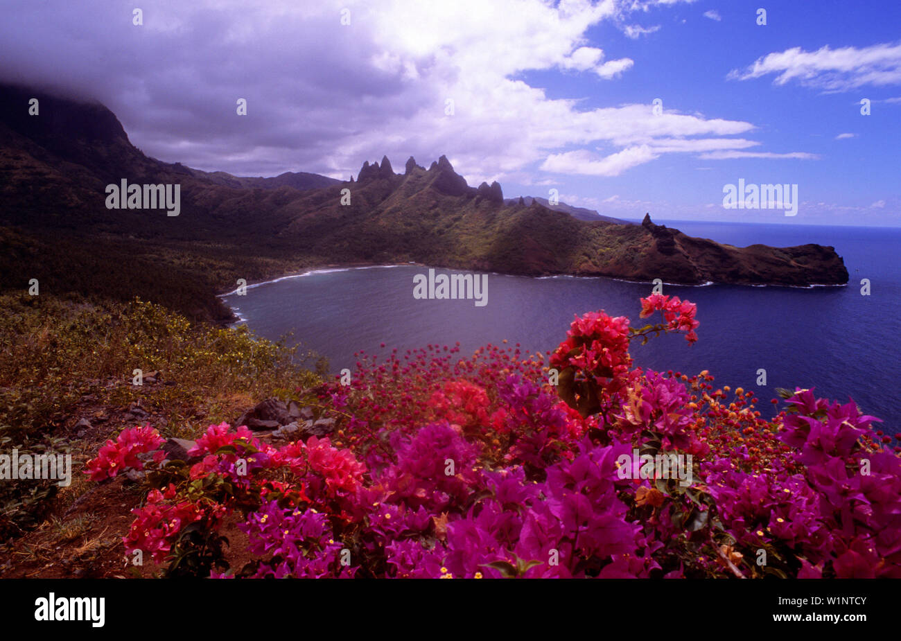 Akapa hi-res stock photography and images - Alamy