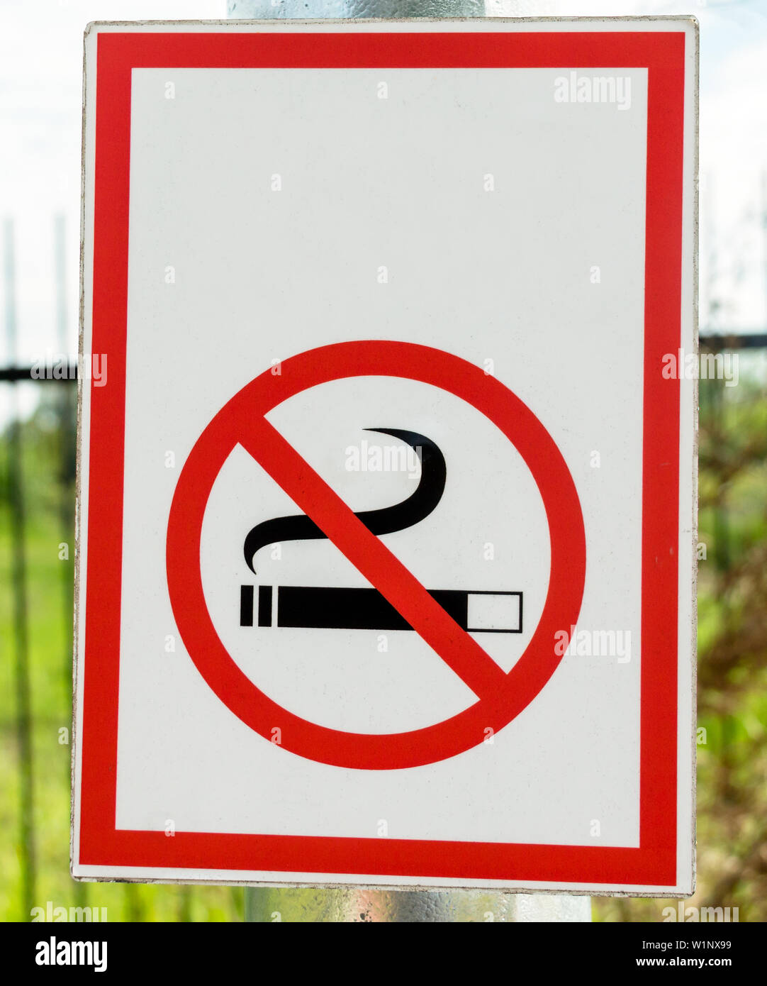 Dont smoke sign hi-res stock photography and images - Alamy