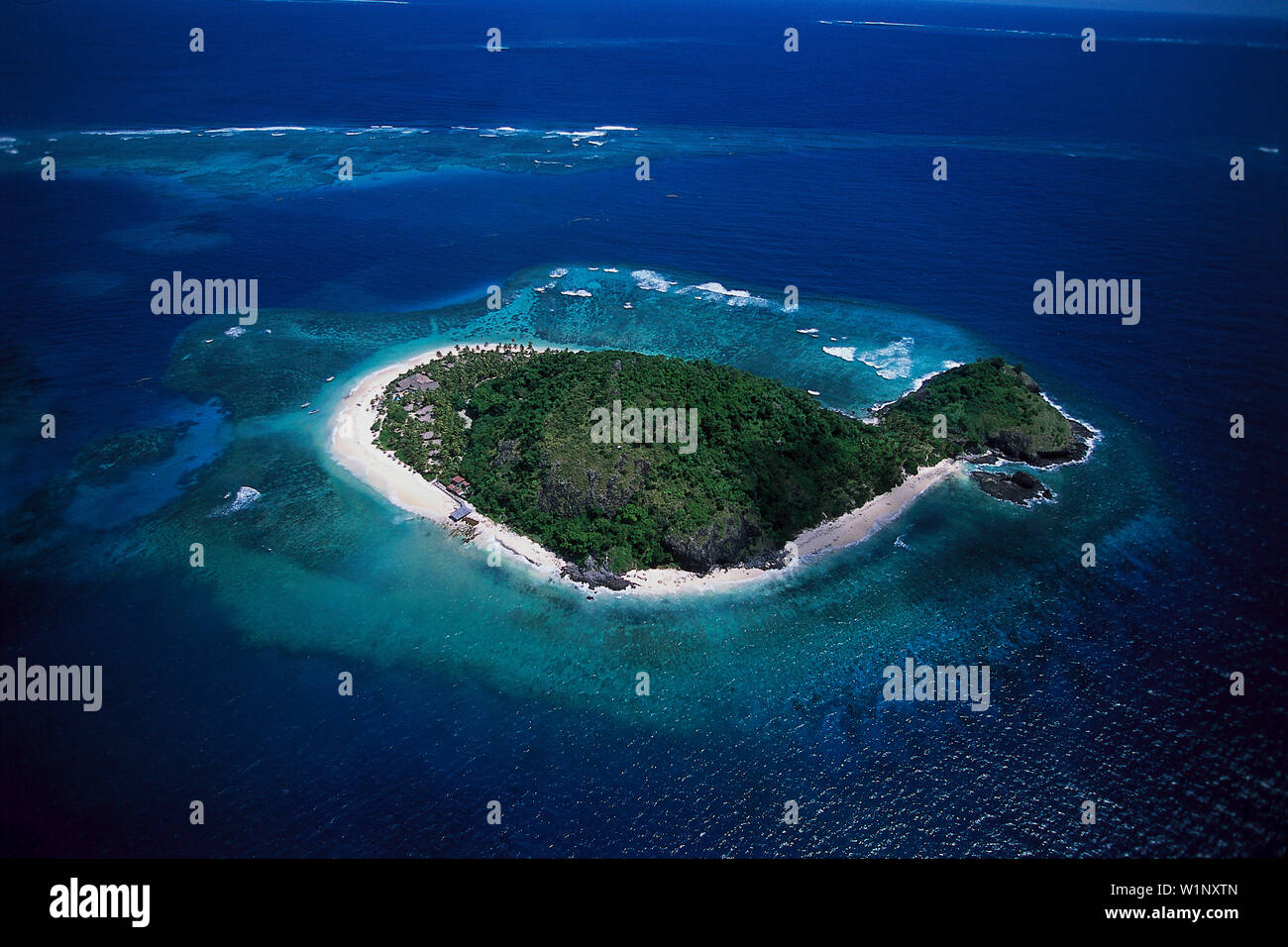 Aerial photo, Matamanoa Island, Mamanuca Group Fiji Stock Photo - Alamy