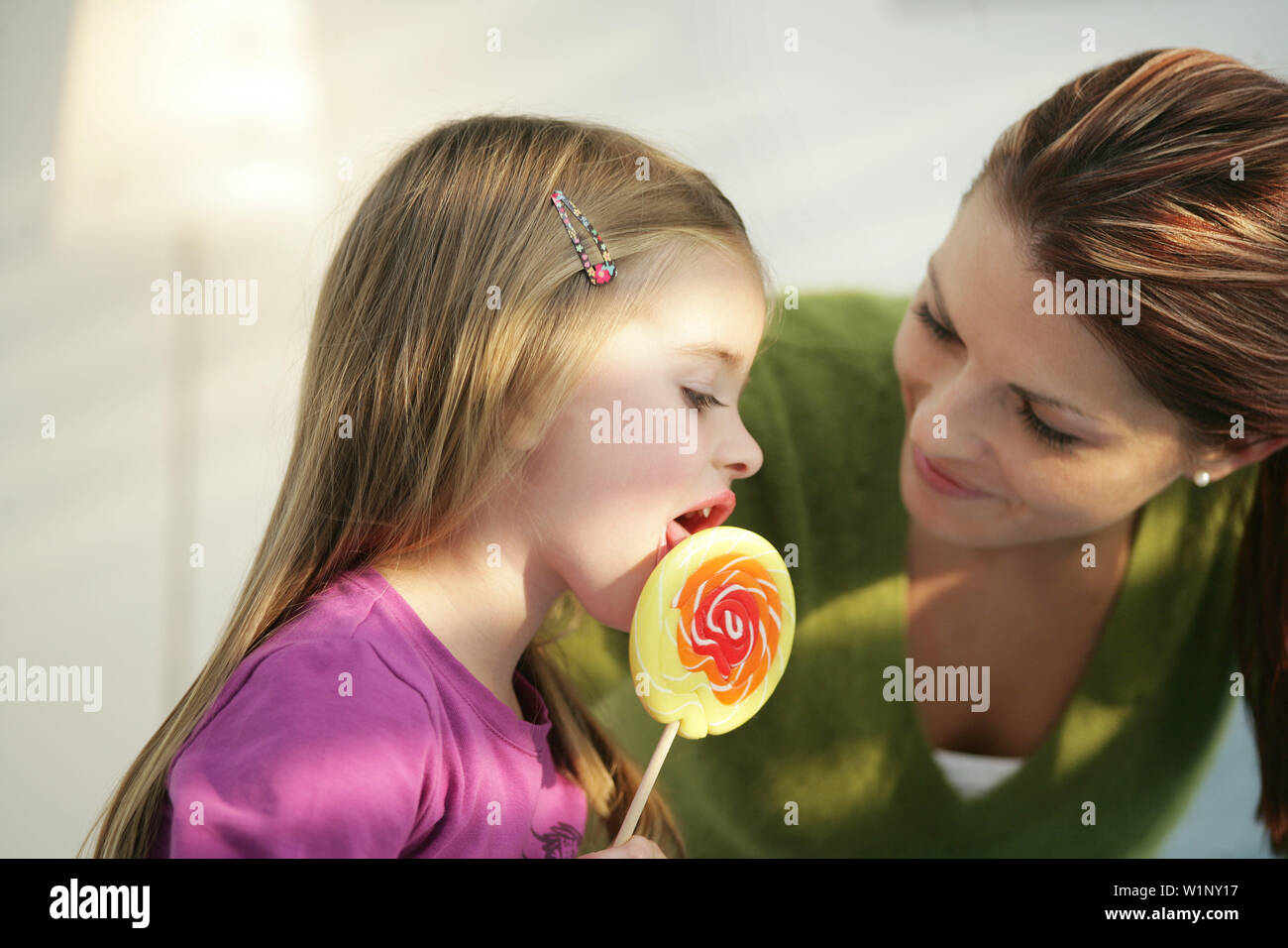 3 4 years hi-res stock photography and images - Alamy