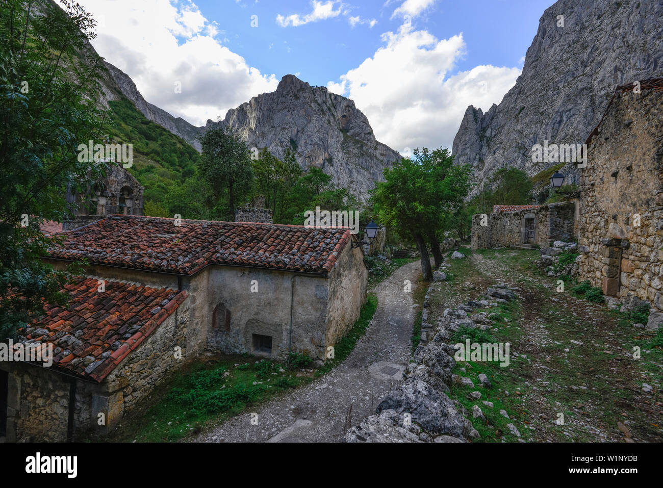 mountain village Bulnes, Cabrales, mountains of Parque Nacional de los ...