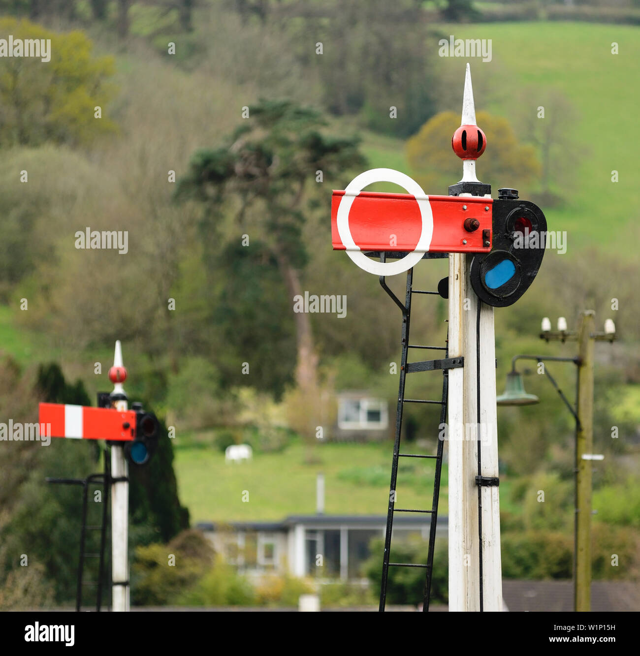 British railway semaphore signals hi-res stock photography and images ...