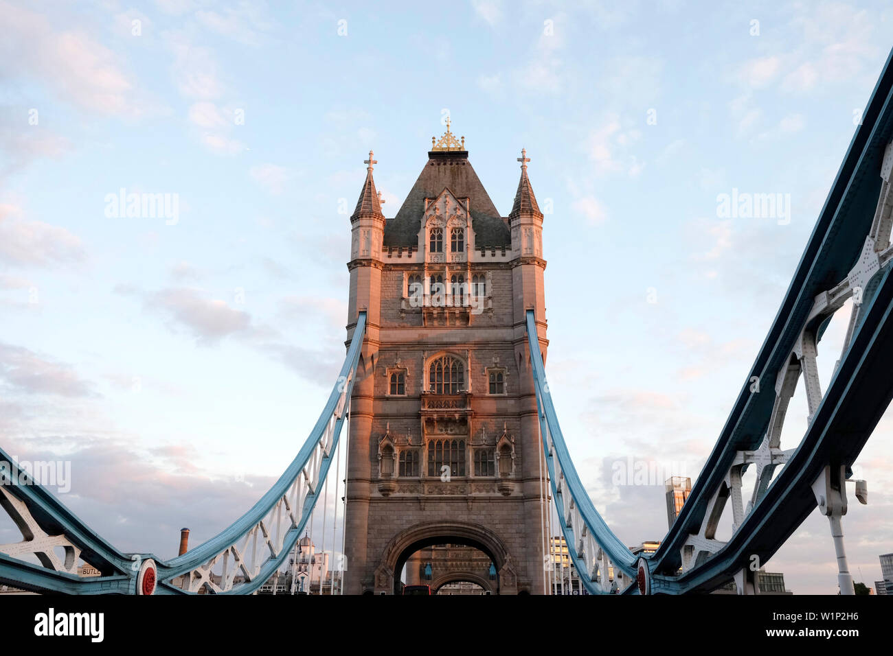 A close up view of Tower Bridge Stock Photo - Alamy