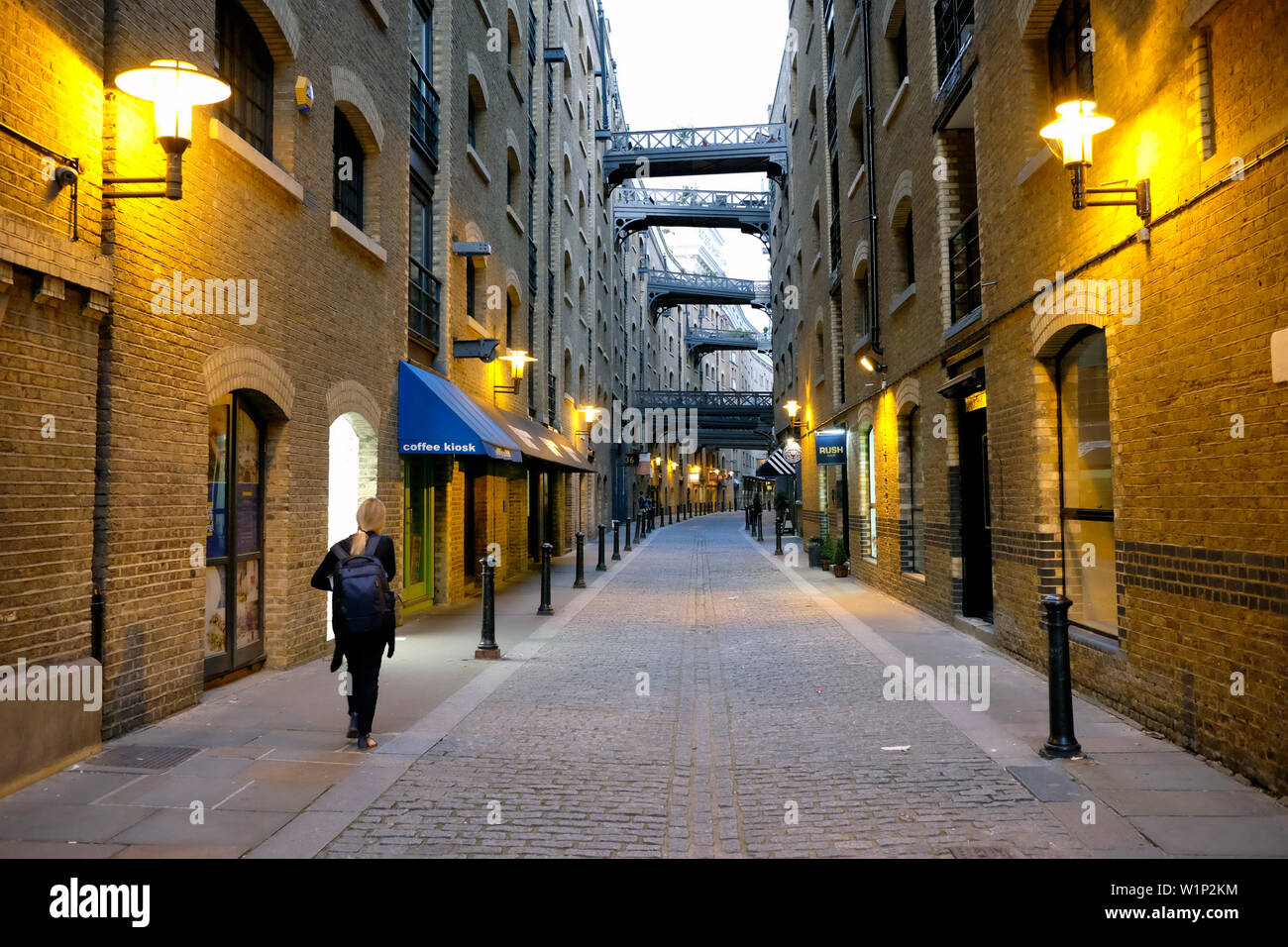 Shad Thames at night Stock Photo - Alamy