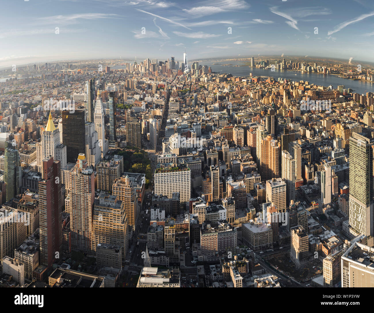 Blick vom Empire State Building Richtung Lower Manhatten, One World ...