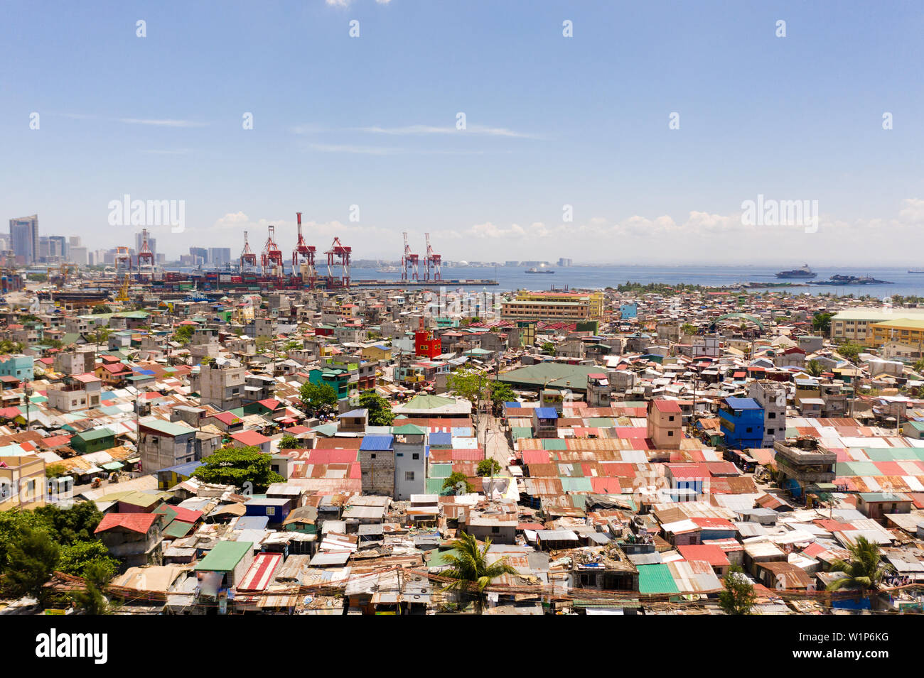 Manila bay dock hi-res stock photography and images - Alamy