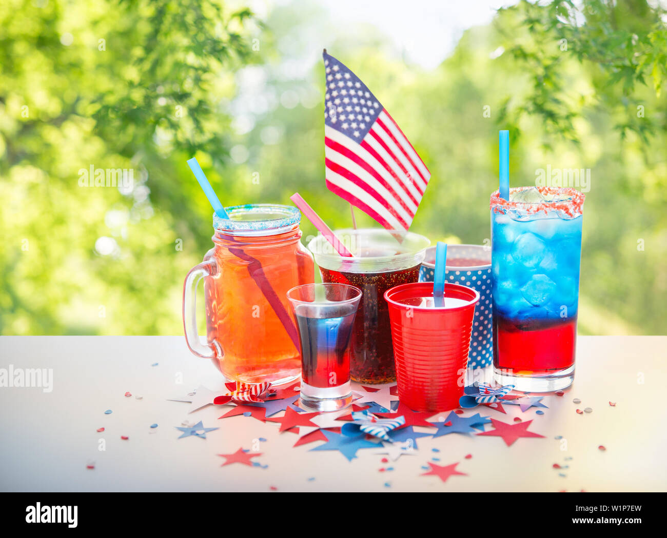 Coke american flag hi-res stock photography and images - Alamy
