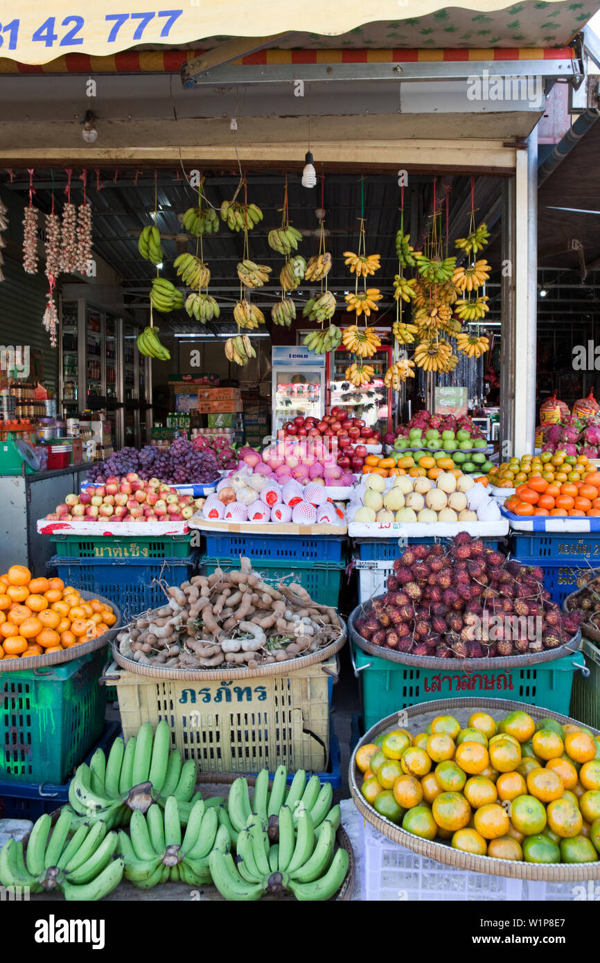 Angkor market hi-res stock photography and images - Alamy