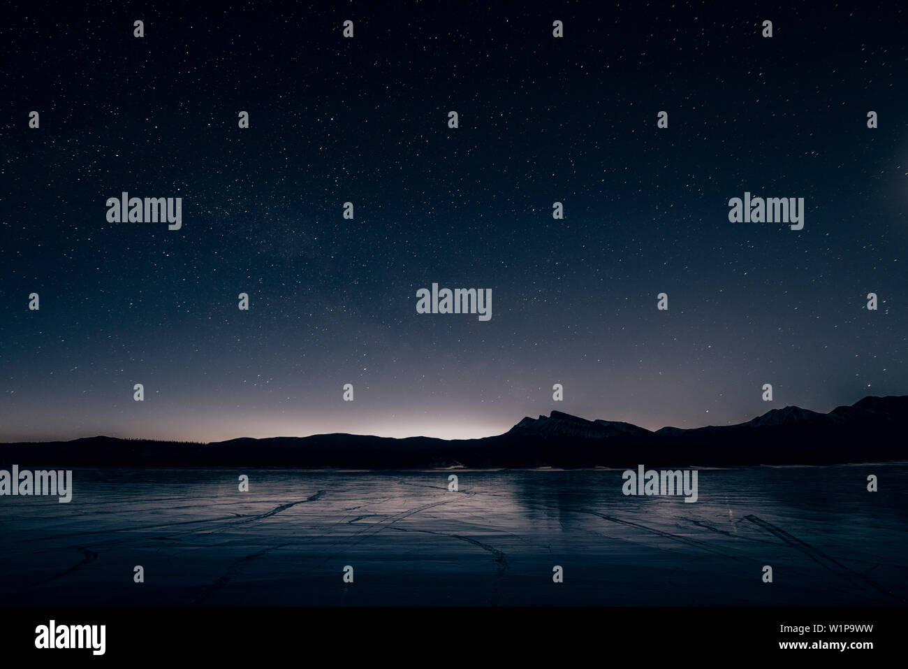 night at Abraham Lake, Jasper National Park, Alberta, Kanada, north ...