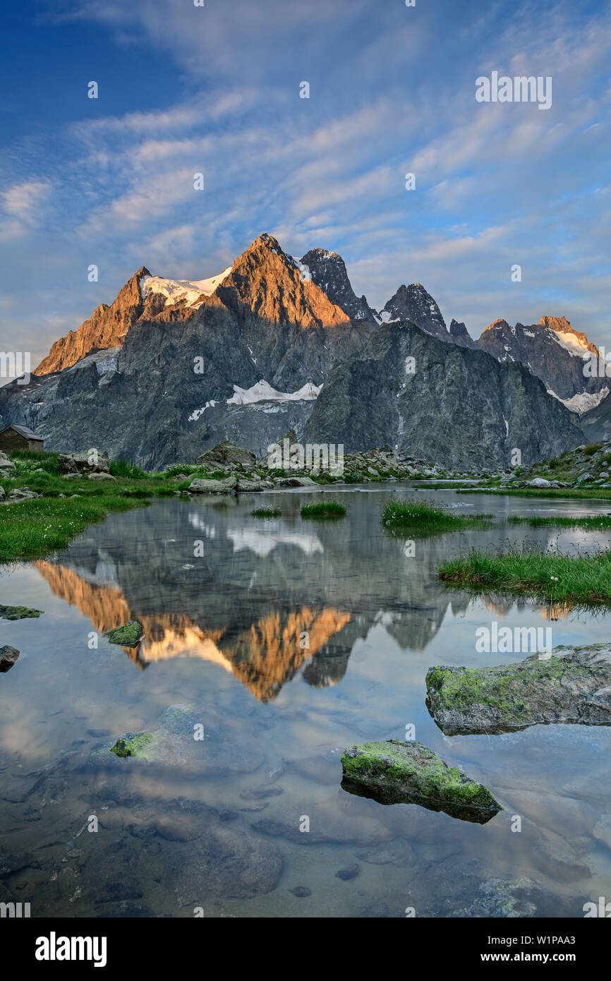 Ecrins national park hi-res stock photography and images - Alamy
