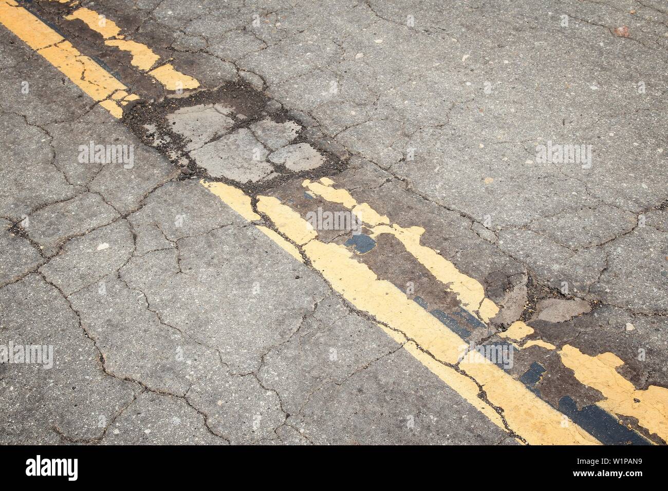 Roadway surface hi-res stock photography and images - Alamy