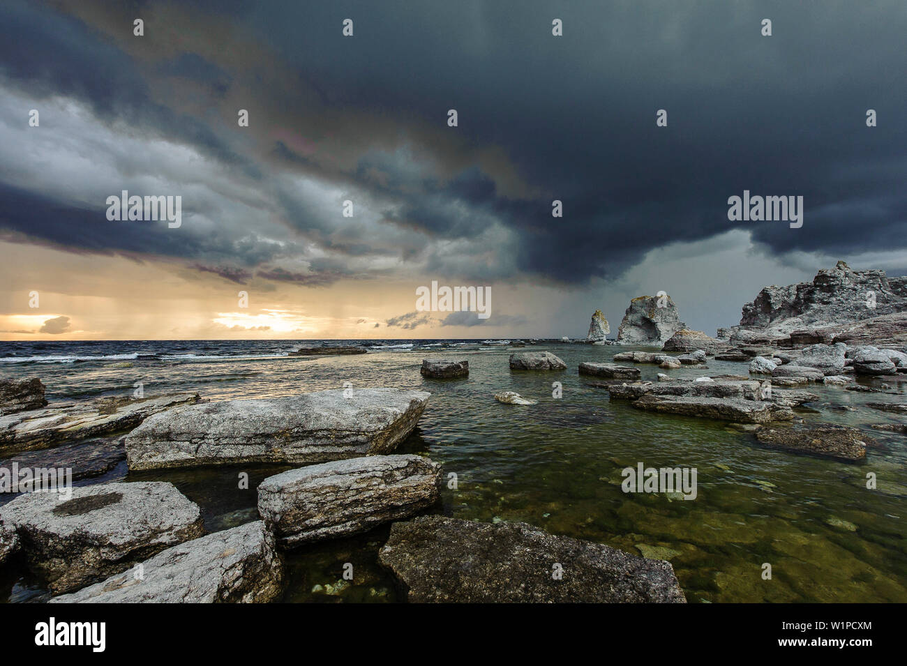 Faroe island hi-res stock photography and images - Alamy