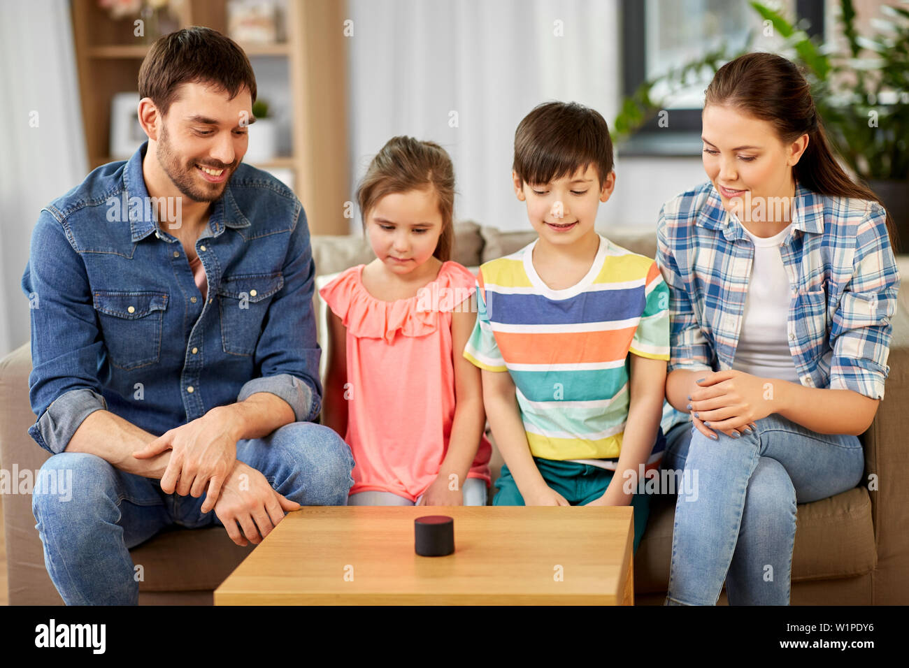 Family smart hi-res stock photography and images - Alamy
