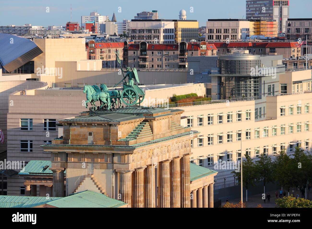 Brandenburg gate aerial view hi-res stock photography and images - Alamy