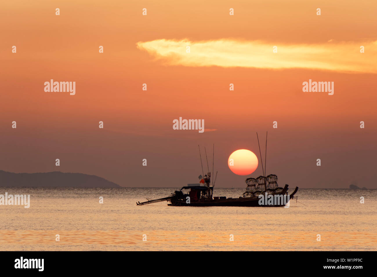 Sunset view from Buffalo Bay, Koh Phayam, Thailand Stock Photo - Alamy