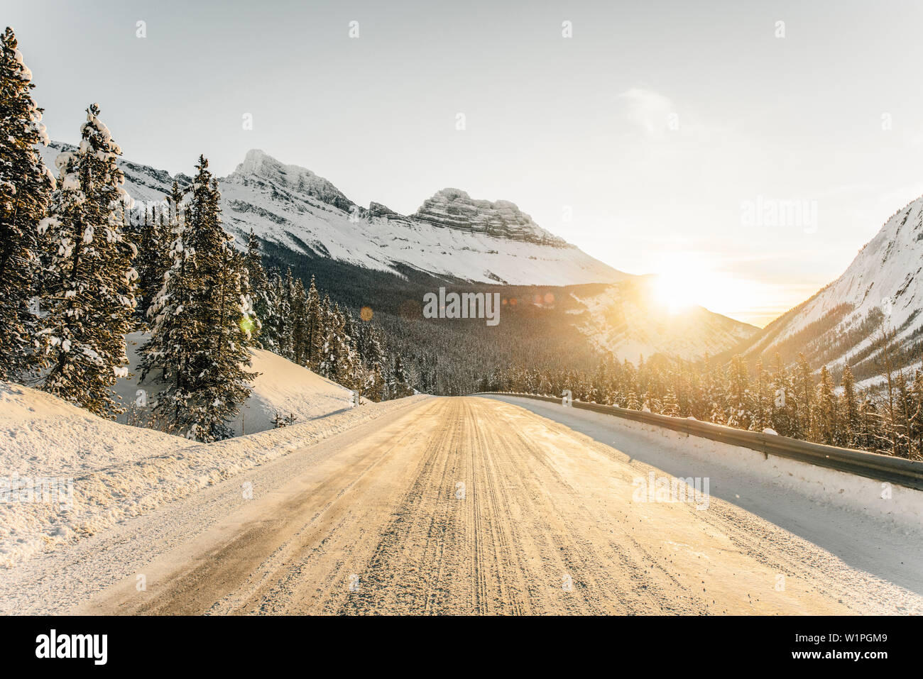 Icefields Parkway, Banff National Park, Jasper National Park, Alberta ...