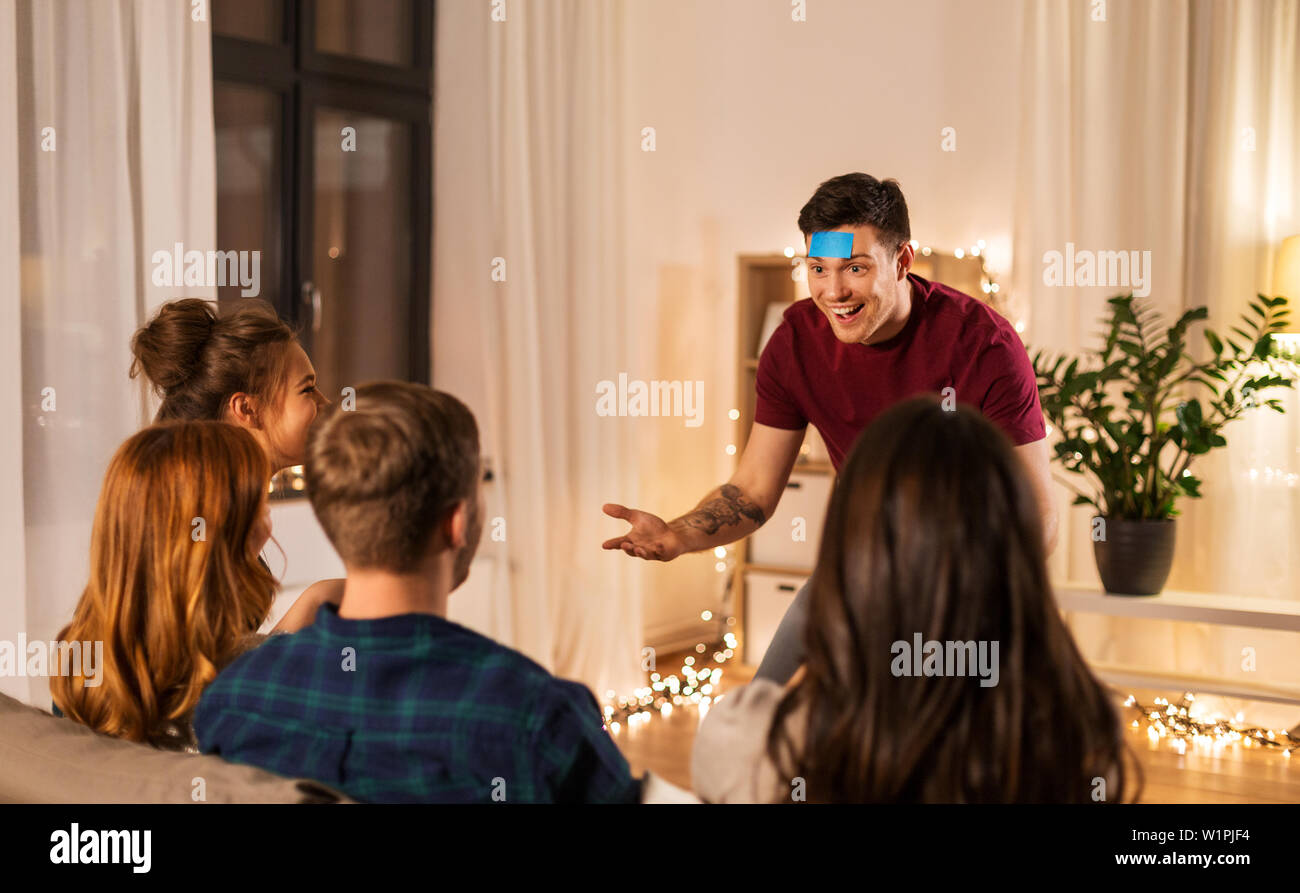 Guessing game hi-res stock photography and images - Alamy