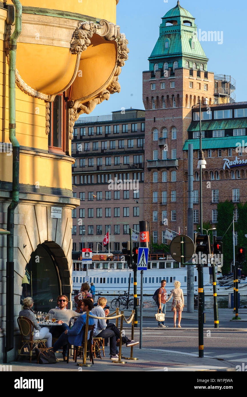 Open-air restaurant on the beach, Stockholm, Sweden Stock Photo - Alamy
