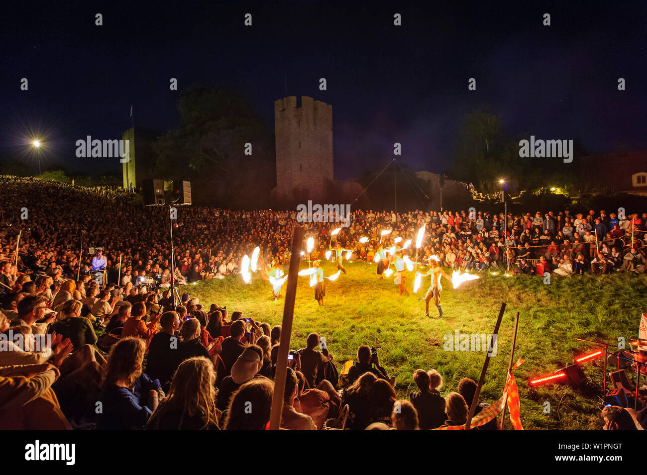 Medieval fires hi-res stock photography and images - Alamy