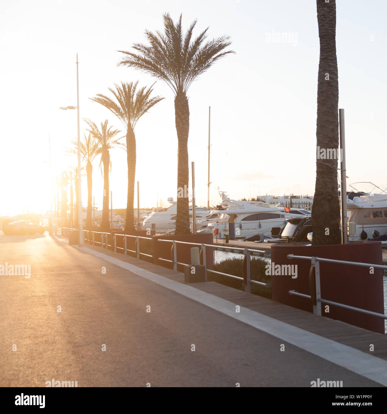 Faro harbor hi-res stock photography and images - Alamy