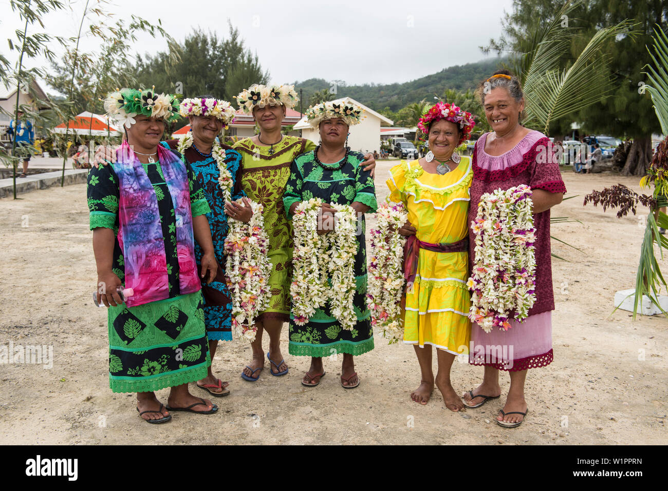 Lei islands hi-res stock photography and images - Alamy