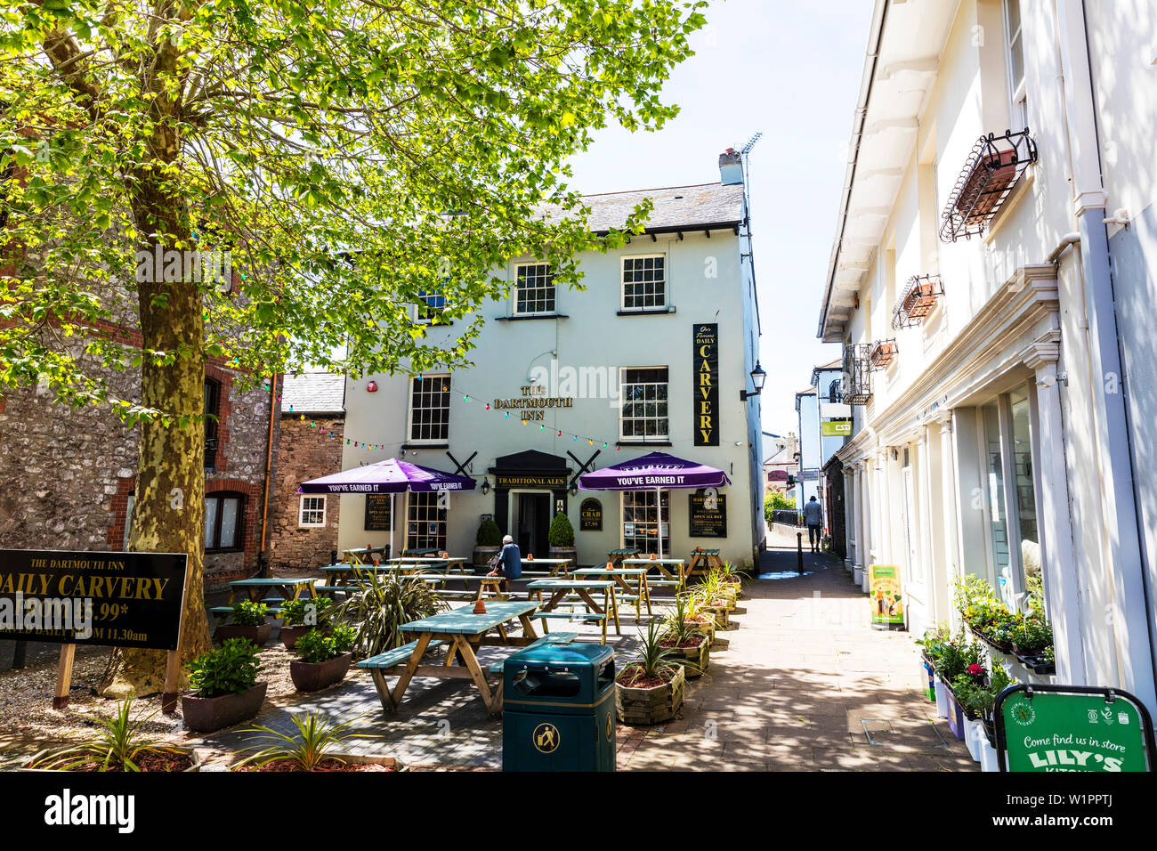 The dartmouth inn totnes devon hi-res stock photography and images - Alamy