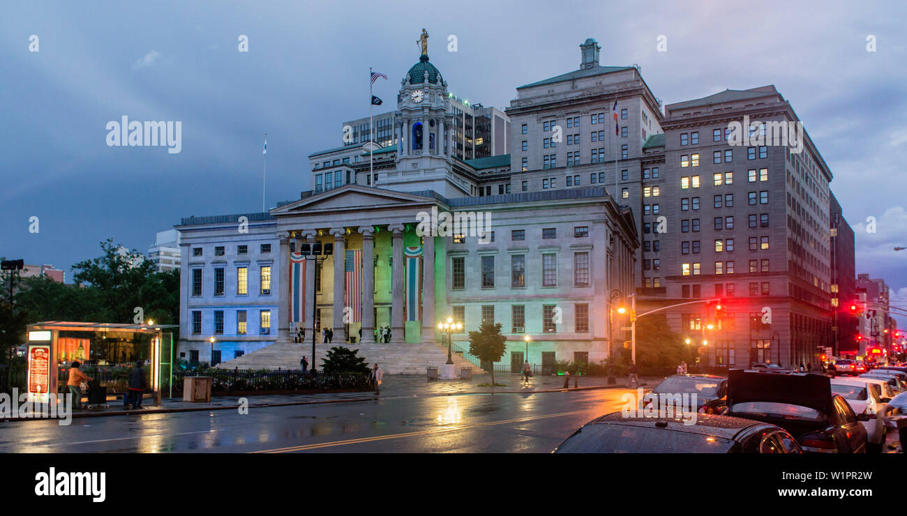 Brooklyn Borough Hall, , New York , USA Stock Photo - Alamy