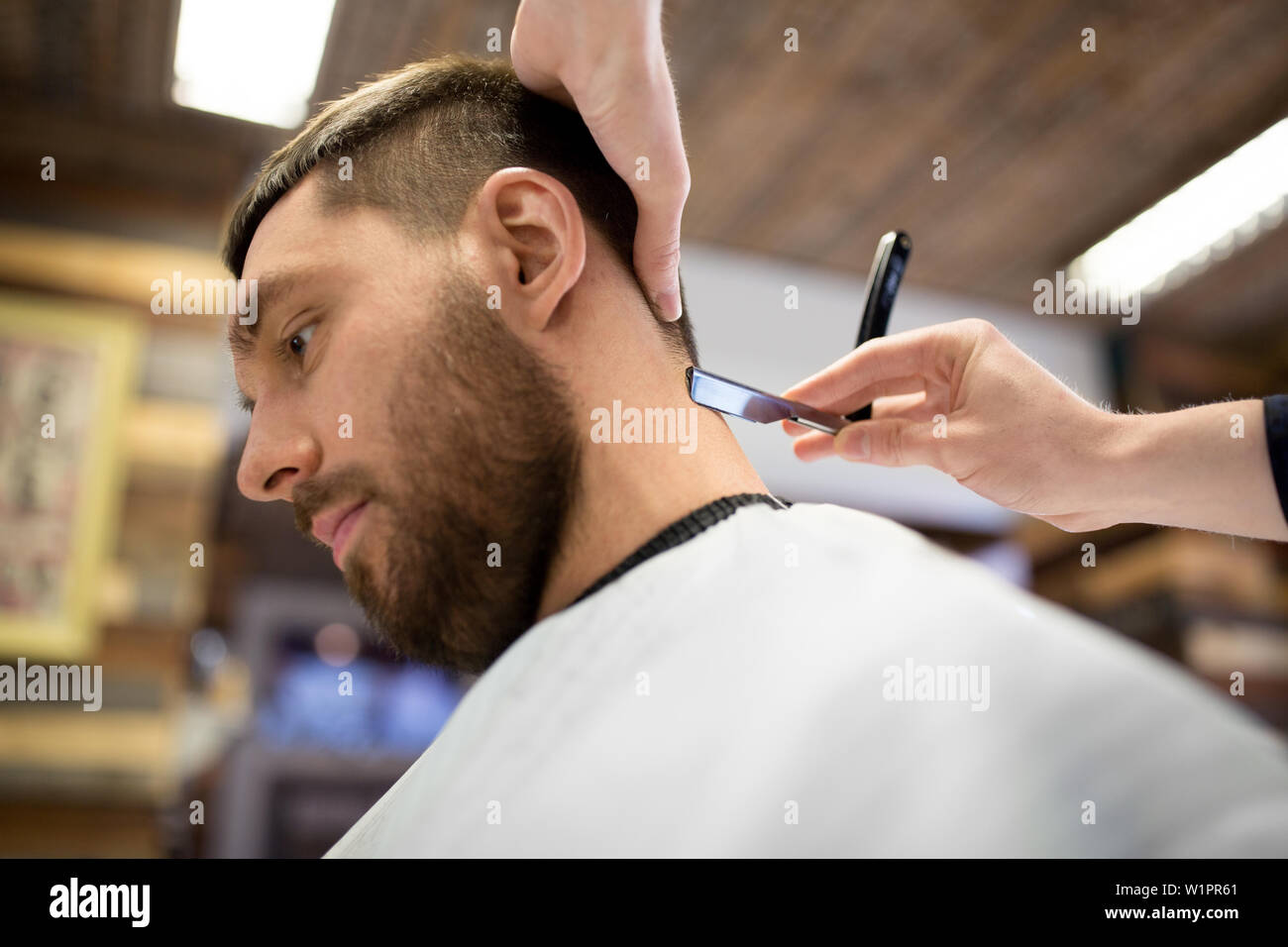 Shaving hair hi-res stock photography and images - Alamy