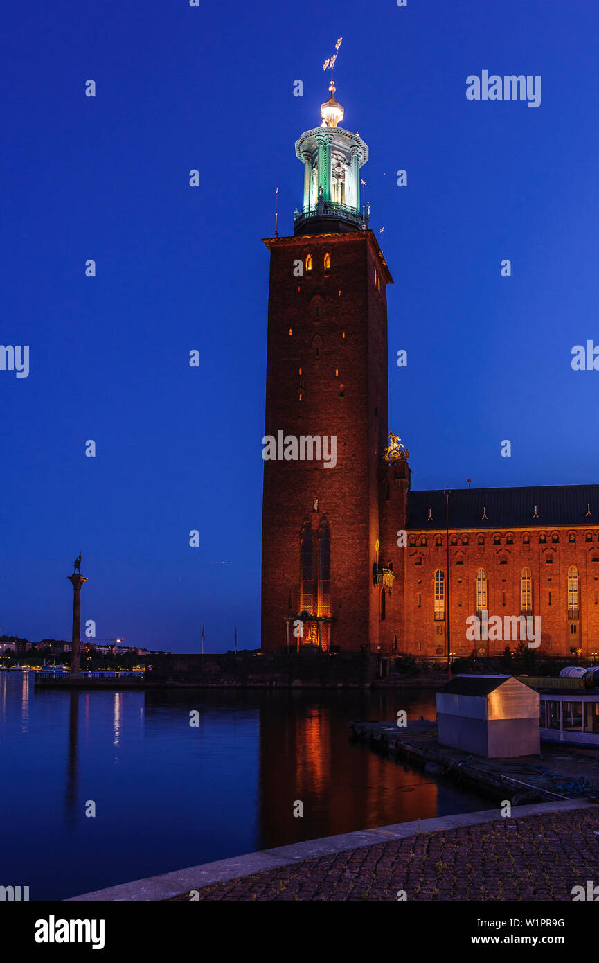 Stadshuset Town Hall with town hall tower in the blue hours., Stockholm ...