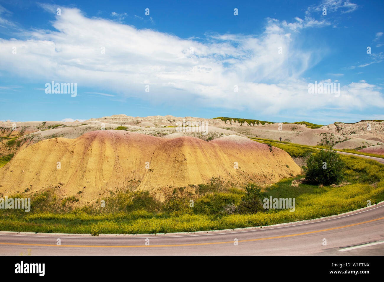 Scenic drive through rocky mountains hi-res stock photography and ...