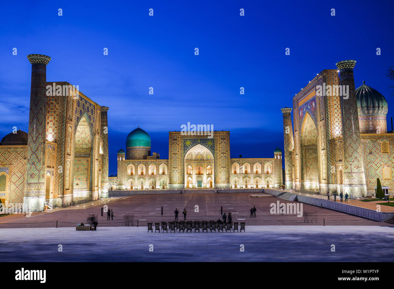 Registan square at night, Samarkand, Uzbekistan, Asia Stock Photo - Alamy